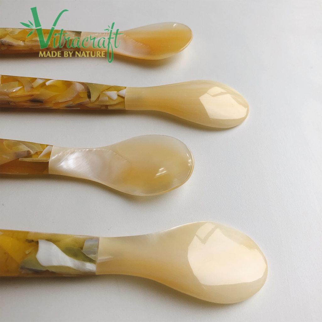 MOPSP182-Mother of pearl spoon with YELLOW Mica handle.Size 12cm ...